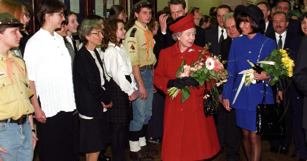Elżbieta II odwiedziła Polskę. Kwaśniewska była przerażona z powodu Oli