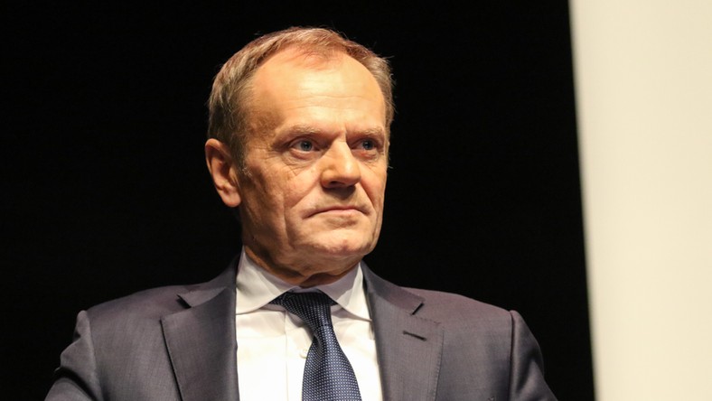 Węgry. Konrad Sutarski przeprasza za słowa Donalda Tuska - Wiadomości