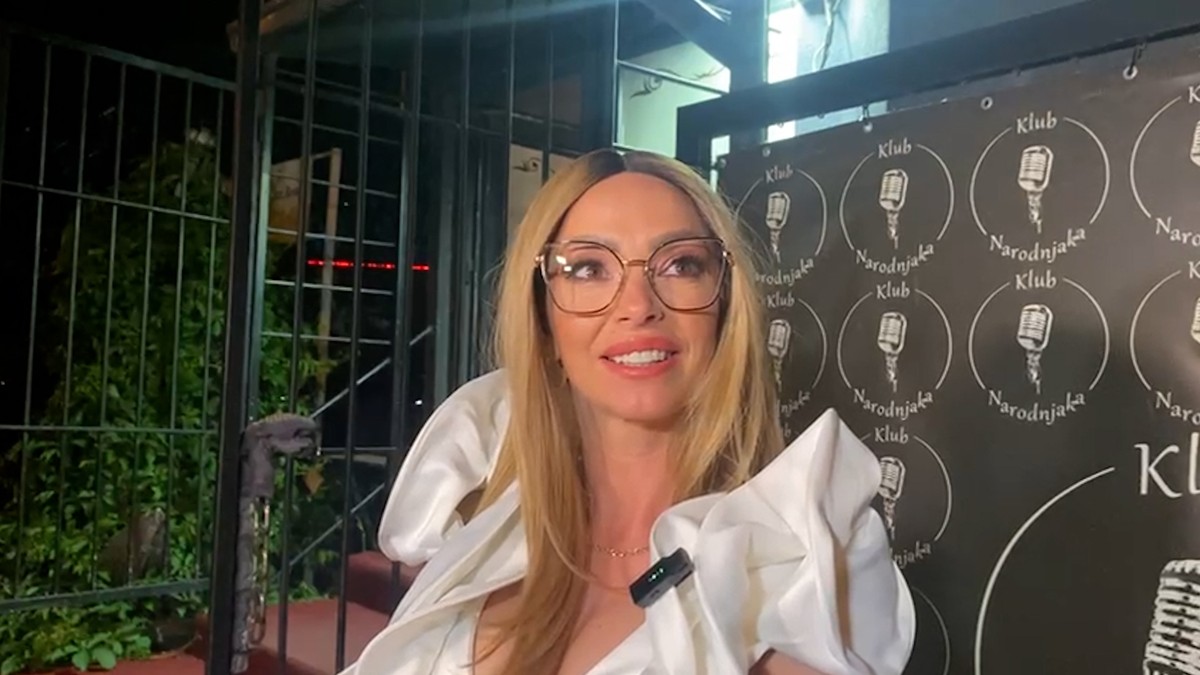 Jelena Gerbec nakon razvoda Uskrs provodi sa decom kod roditelja - Blic