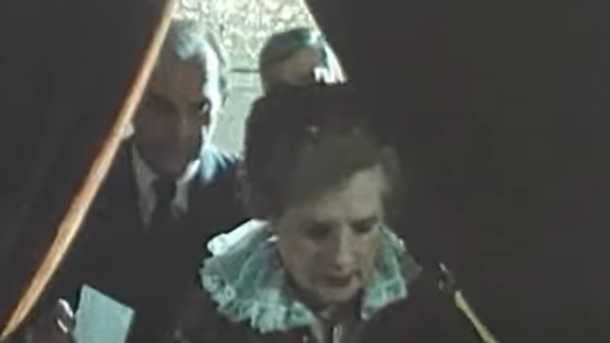 Rahela Ferari osedela je preko noći: Teška životna priča legendarne ...