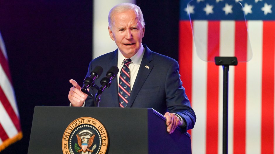 Demokraci wścieli na Joego Bidena za atak na Huti bez zgody Kongresu ...