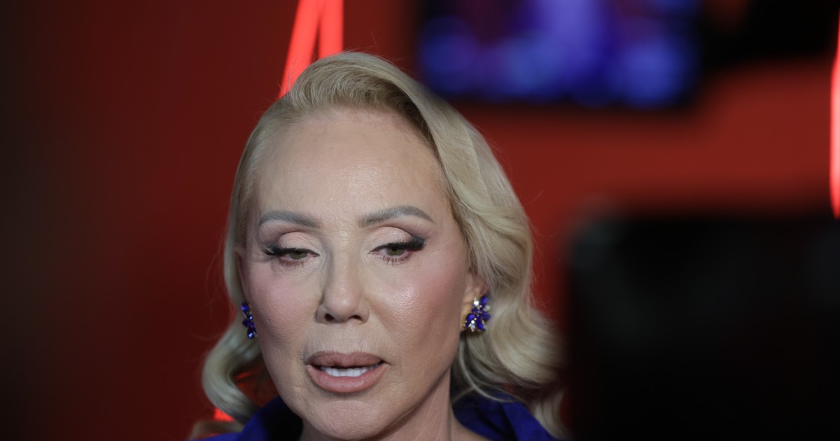 Lepa Brena polomila obe ruke: Progovorila o teškom periodu - Blic