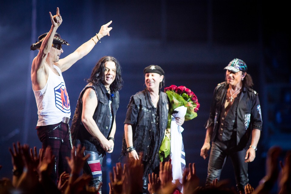Scorpions oczarowali Kraków! Kilkanaście tysięcy ludzi na koncercie w ...