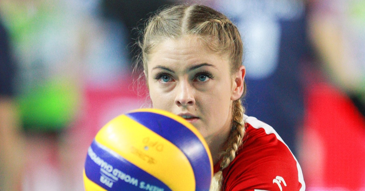 Martyna Grajber w skąpym stroju eksponuje biust. Odważne zdjęcie rozpala