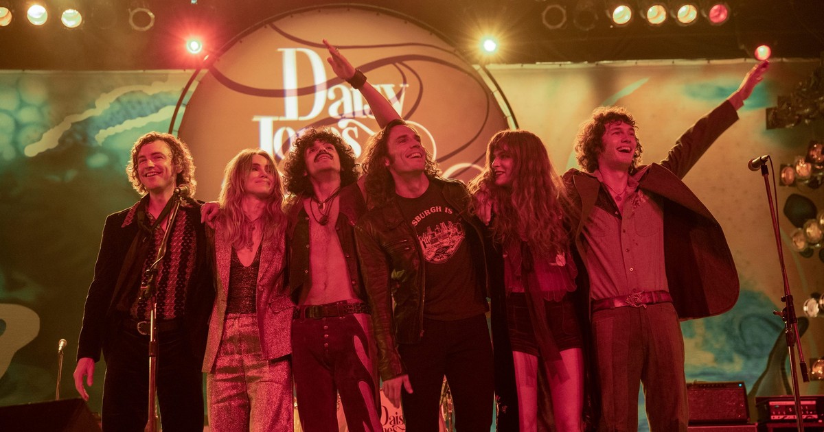 What the 'Daisy Jones & The Six' cast looks like in real life without ...