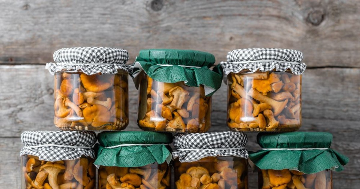 Kiszone rydze pełne charakteru — poznaj najprostszy przepis na jesienny ...