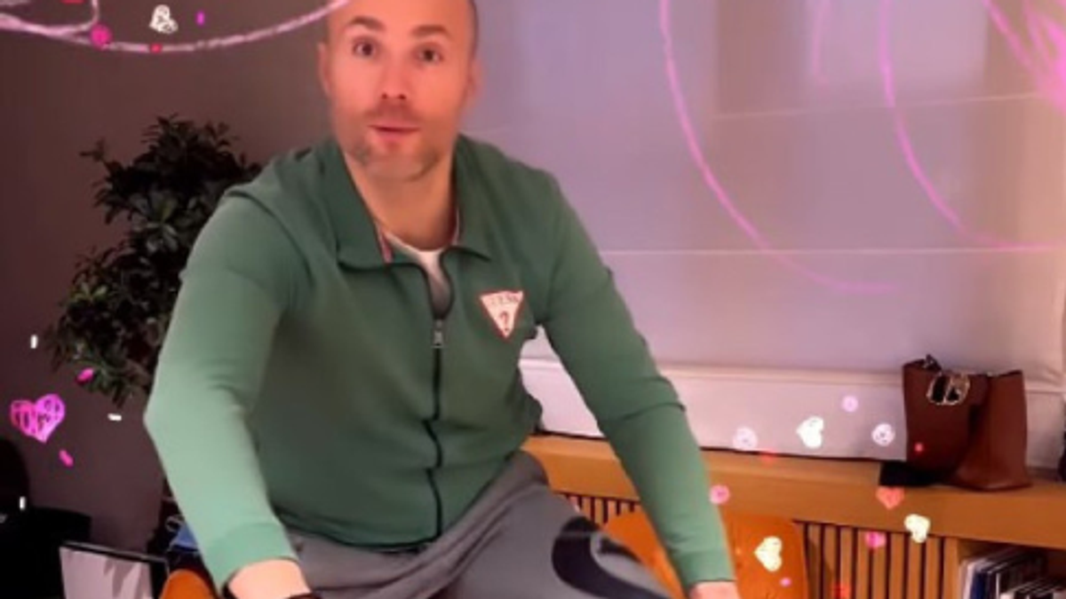 Stan Ace Sofronijevića: Harmonikaš se pohvalio kako po svom domu može i bicikl da vozi - Blic