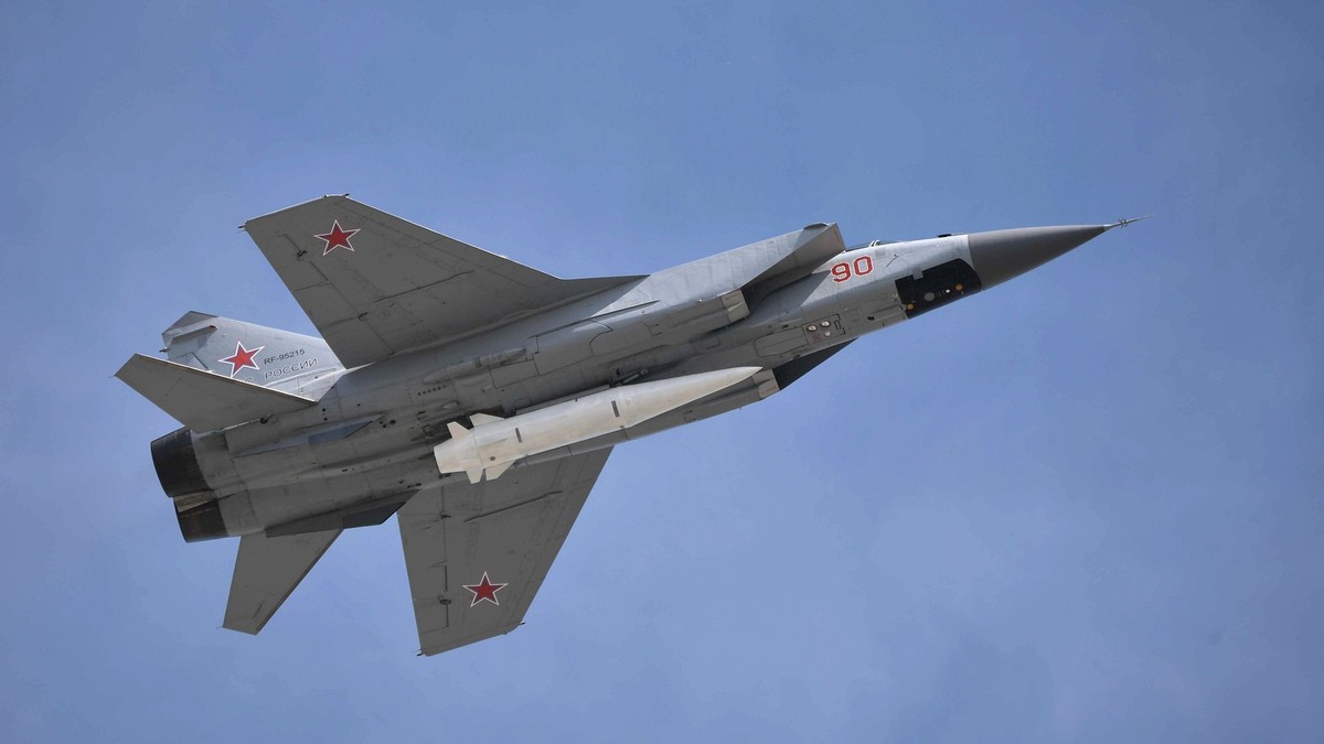 Rosja użyła hipersonicznego pocisku w Ukrainie. Oto możliwości tej ...