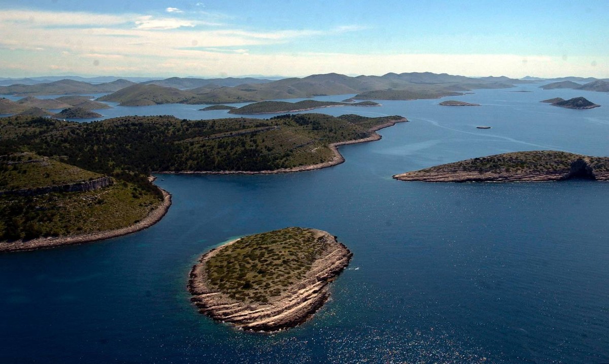 Koliko ostrva ima Hrvatska?