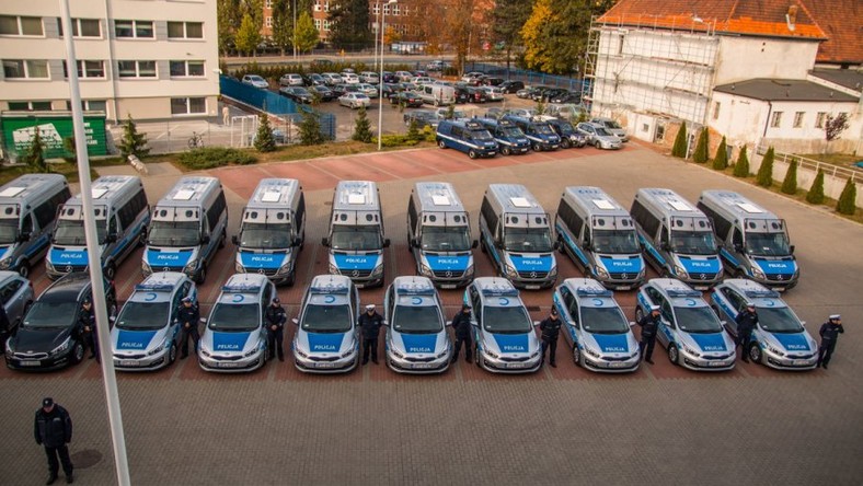 Nowe radiowozy dla policji