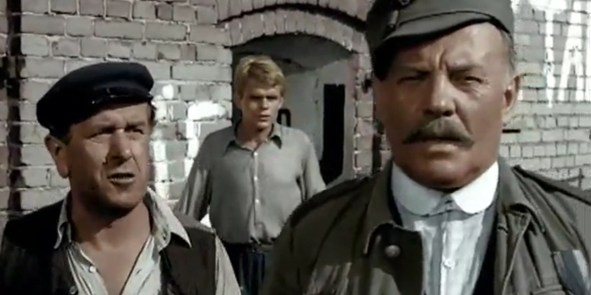 Nostalgiczna podróż do czasów PRL. Ile pamiętasz z filmów i seriali ...