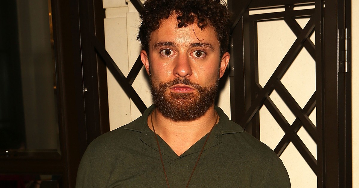 Eddy Downpatrick to prawdziwe ciacho. Jedną decyzją stracił prawa do ...