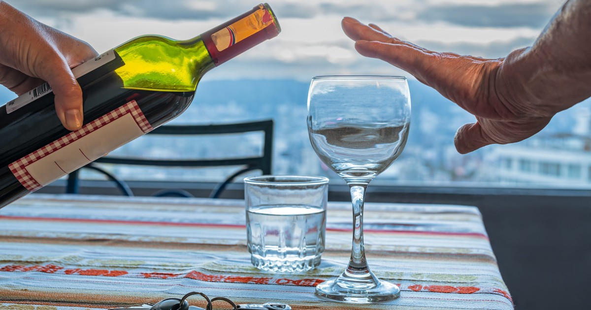 Booze companies are betting big on nonalcoholic drinks. Here's why ...