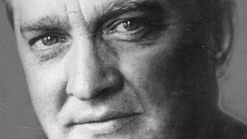 Stefan Banach i lwowscy matematycy, czyli genialni lenie - Kobieta