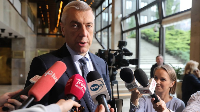 Wybory parlamentarne 2019. Z jakich list może startować Roman Giertych ...