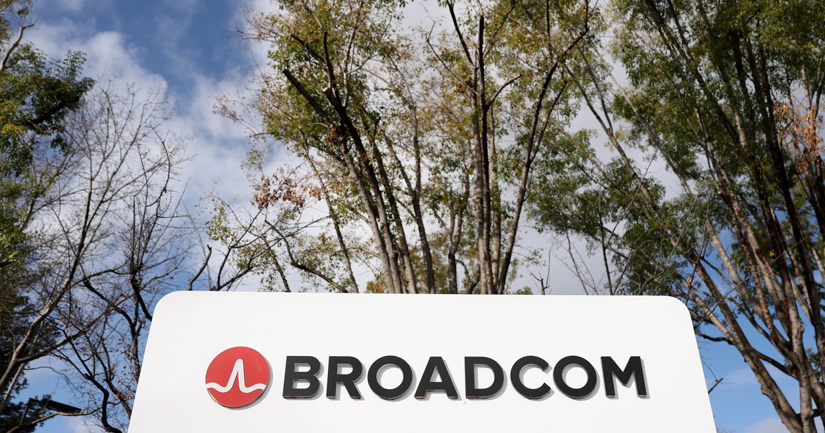 Broadcom soars on the latest blockbuster AI chip deal with OpenAI ...