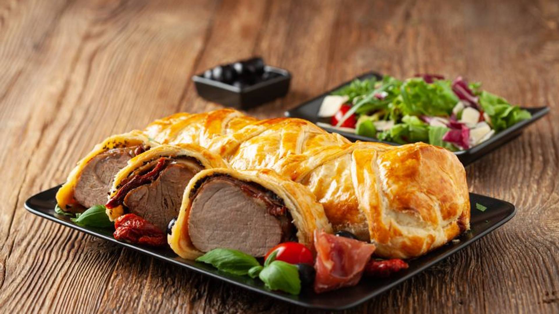 recept za svinjski file u lisnatom testu Noizz