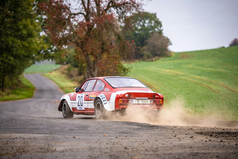 Skoda 200 RS z 1974 r. i Skoda Fabia RS Rally2 z 2022 r. Tak jeździ się ...