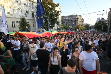 Gej parada u Beogradu: Počeo Prajd 2024, policija na ulicama, centar ...