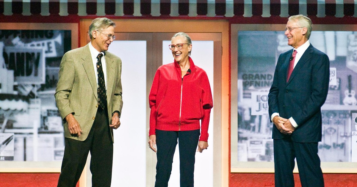 What the lives of the Waltons — America's wealthiest family and heirs ...