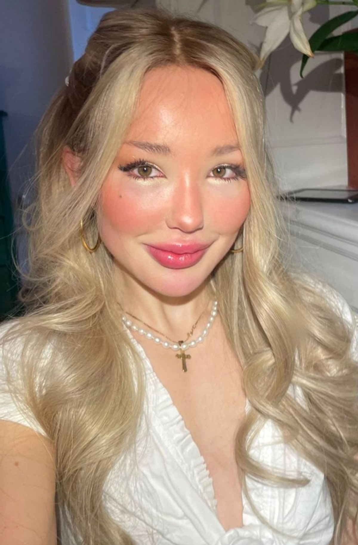 Ova devojka jede samo sirovo meso - Žena.rs