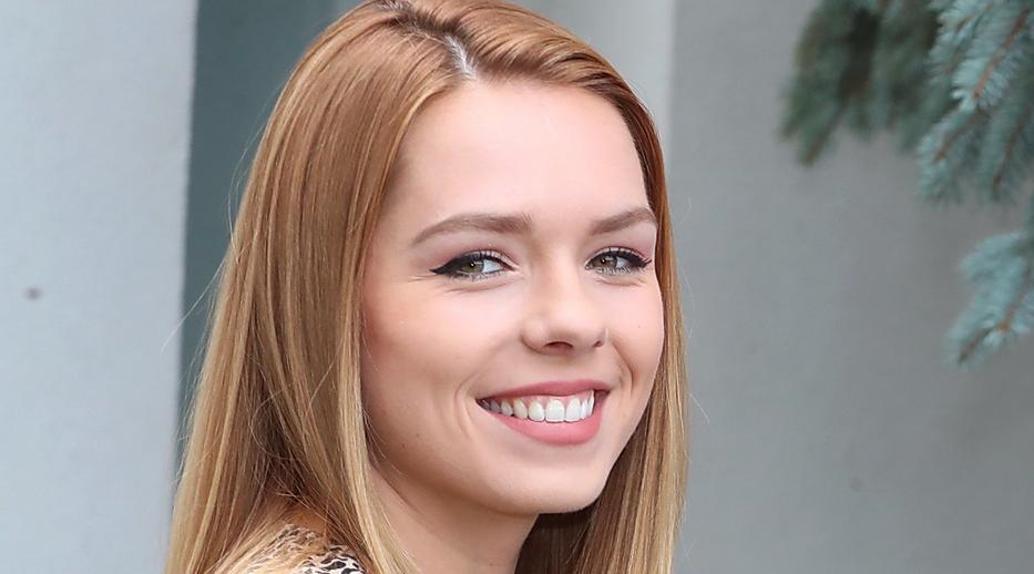 Hogy hol tart a szülés utáni fogyással? Gyuricza Dóra bikinis kinézete ...