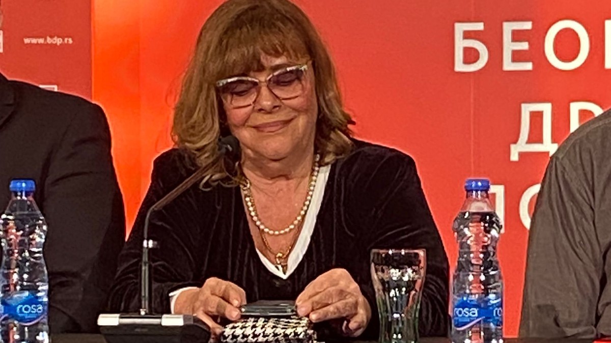 Vesna Čipčić iskreno o deci, evo zbog čega unuke ne viđa često - Blic