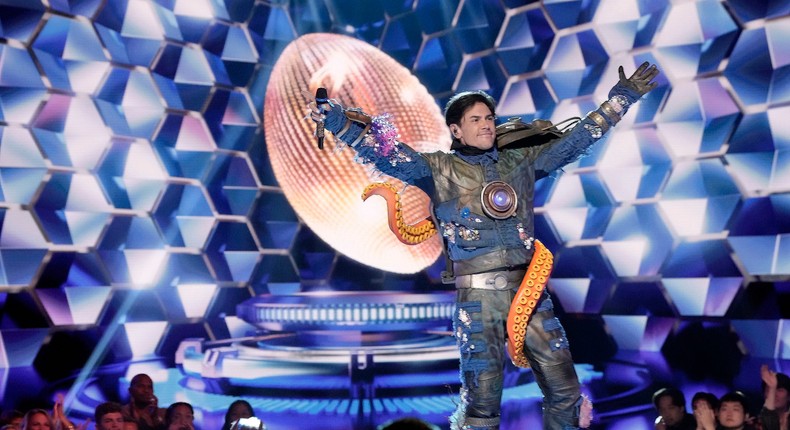 'The Masked Singer' fans correctly guessed the Diver was Tom Sandoval ...