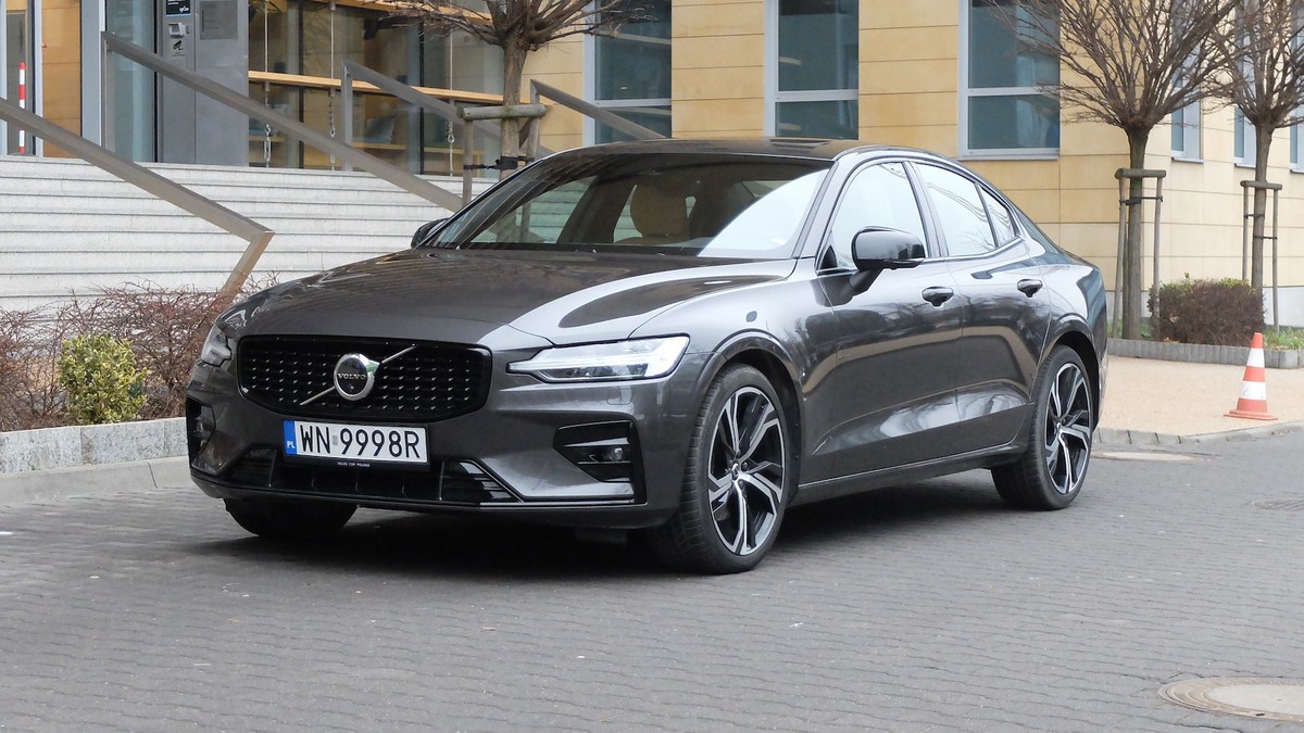 Volvo S60 B4 Tak Je dzi Szwedzka Limuzyna Po Liftiingu