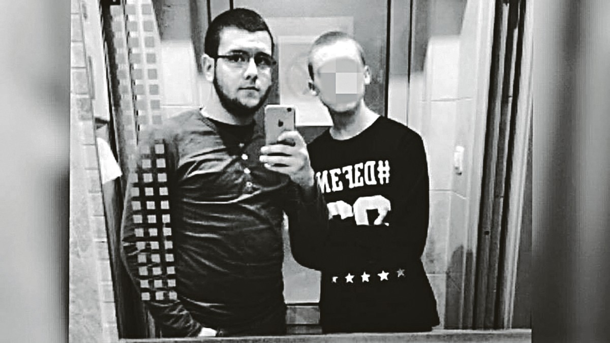 "MOJ SIN SE UBIO ZBOG LJUBAVI" Potresna ispovest oca dečaka koji se ubio hicem iz pištolja - Blic