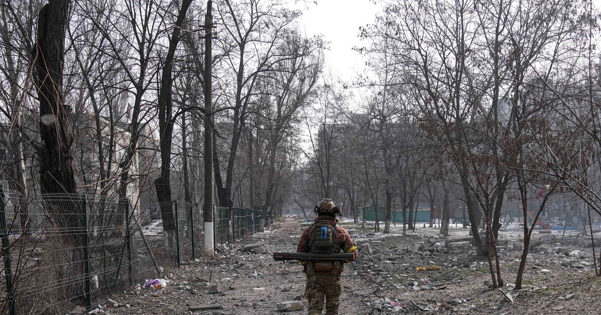 Russian military shells a mosque in Mariupol where over 80 adults and ...