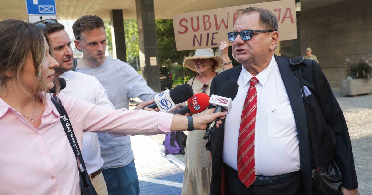10 mln zł to nie wszystko. PiS na decyzji komisji wyborczej straci o wiele więcej
