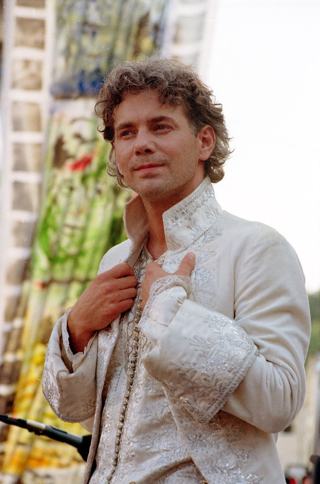 Robert Janowski odszedł z "Jaka to melodia?". Co teraz szykuje ...