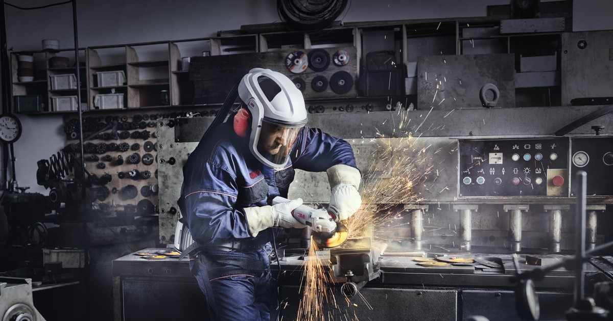 Dzisiejszy spawacz i szlifierz to profesjonalista. I jak ...