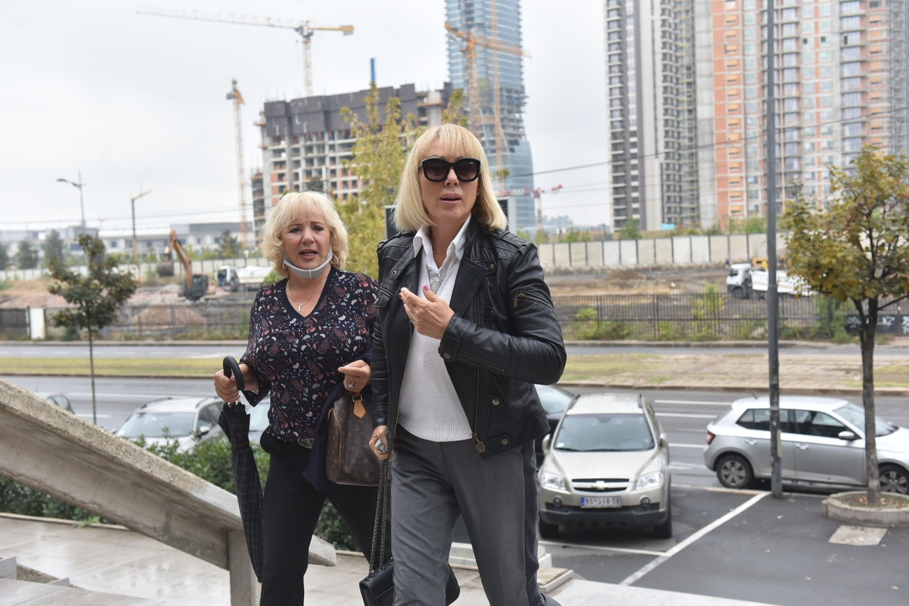 lepa brena mirjana antonovic miroslav ilic sudjenje devin ocinstvo - Blic