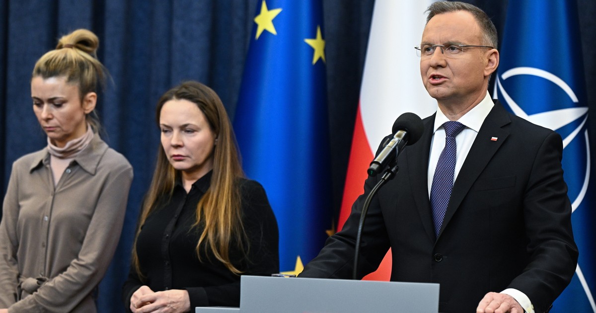 Przemówienie Andrzeja Dudy. Ekspert od mowy ciała ocenia. "Wyglądał na przegranego" - Plejada.pl