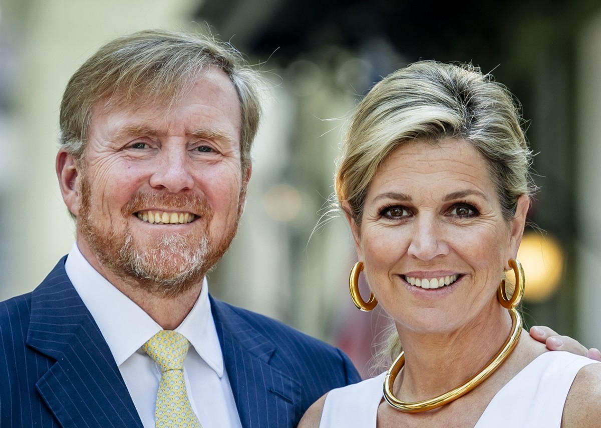 Kraljica Maksima u 17 godina staroj haljini održala stilsku lekciju ...