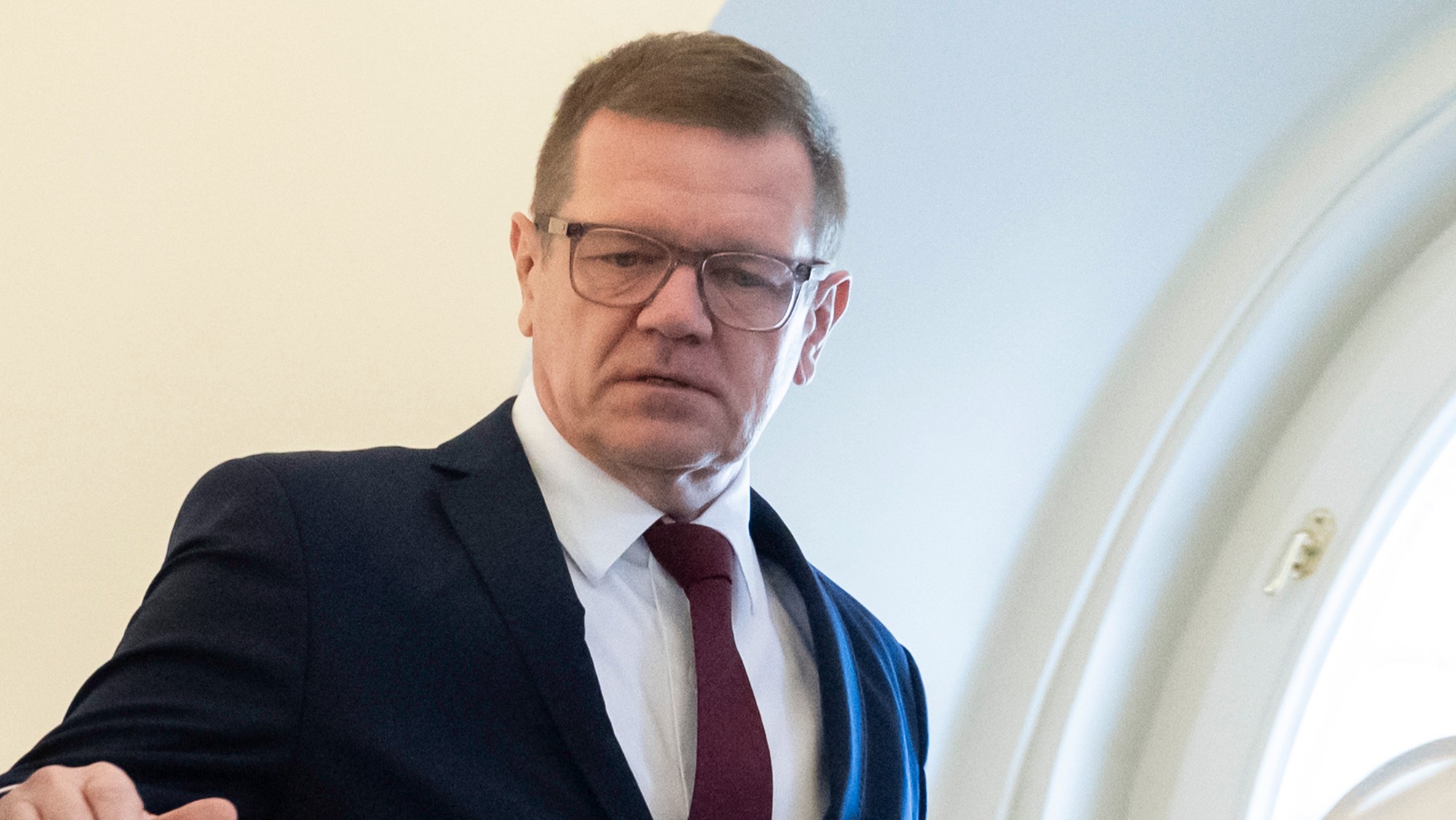 Peter Kmec doručil demisiu prezidentovi: Aké budú Pellegriniho ďalšie ...