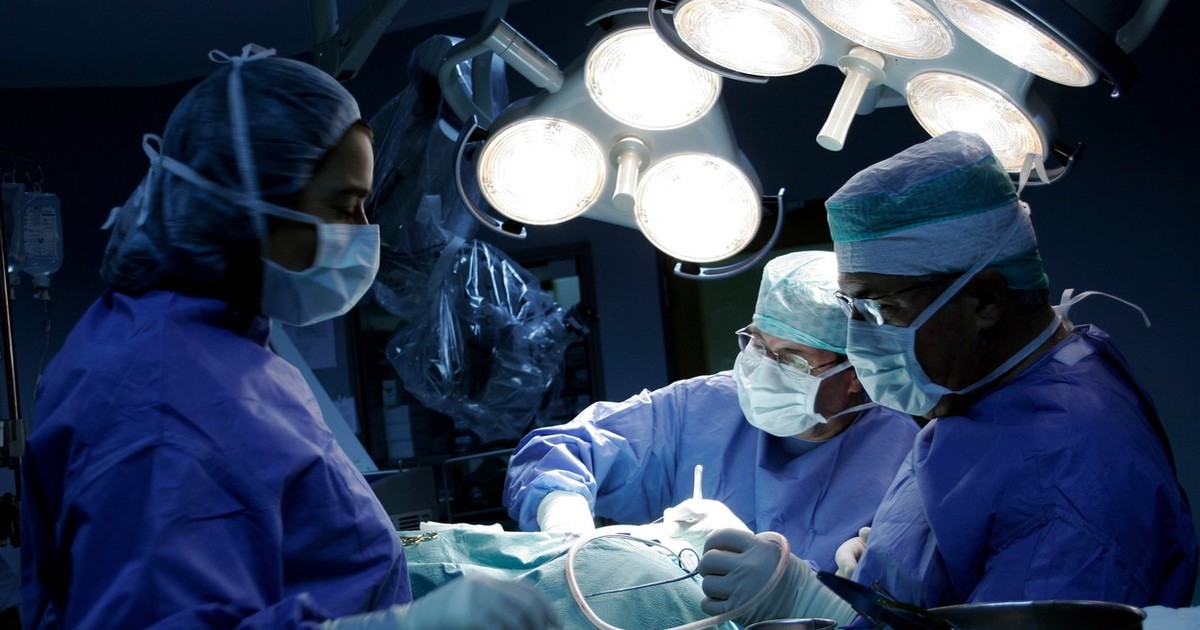 Jezive fotografije tumora teškog 20 kilograma izvađenog iz žene u ...