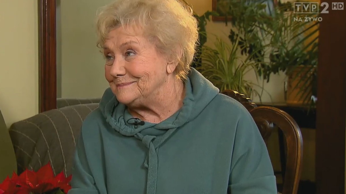 Teresa Lipowska gorzko o świętach u syna. Teresa Lipowska gorzko o świętach u syna.