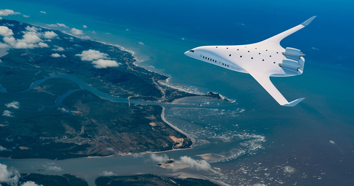 This new 'blended-wing' plane looks like a military stealth bomber and ...
