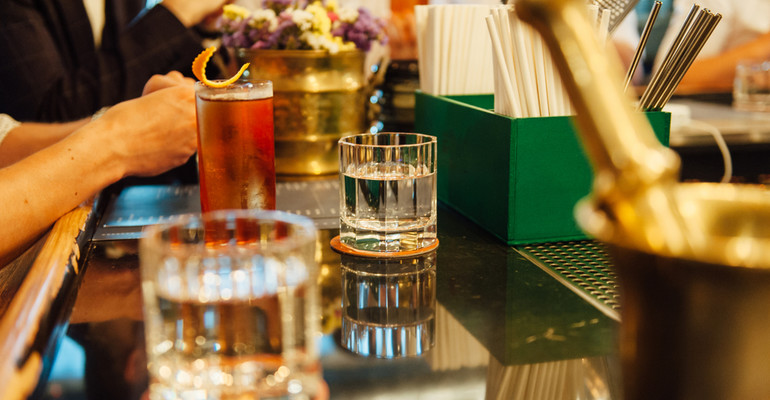 Naltex - lek wspomagający walkę z uzależnieniami. Jak działa Naltex?