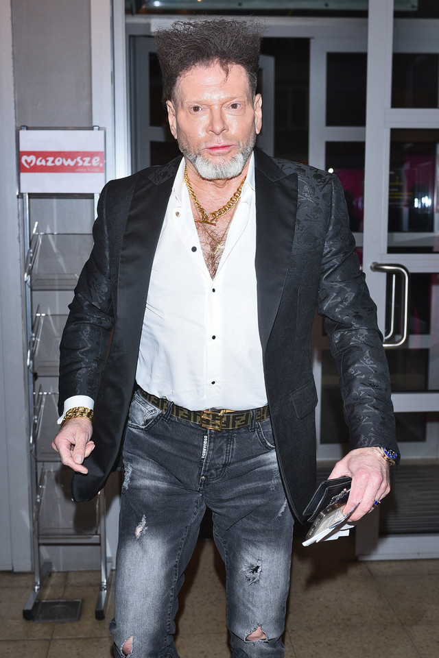 Tak dzisiaj wygląda Krzysztof Rutkowski. Ten szczegół przykuwa uwagę ...