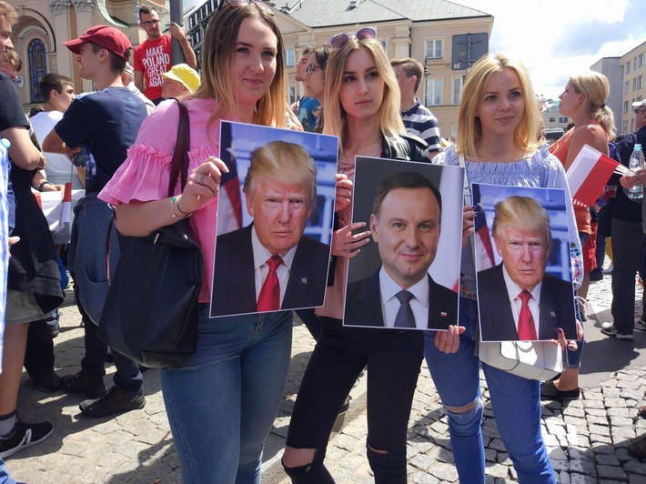 Donald Trump w Polsce. Przemówienie na placu Krasińskich - Polityka ...