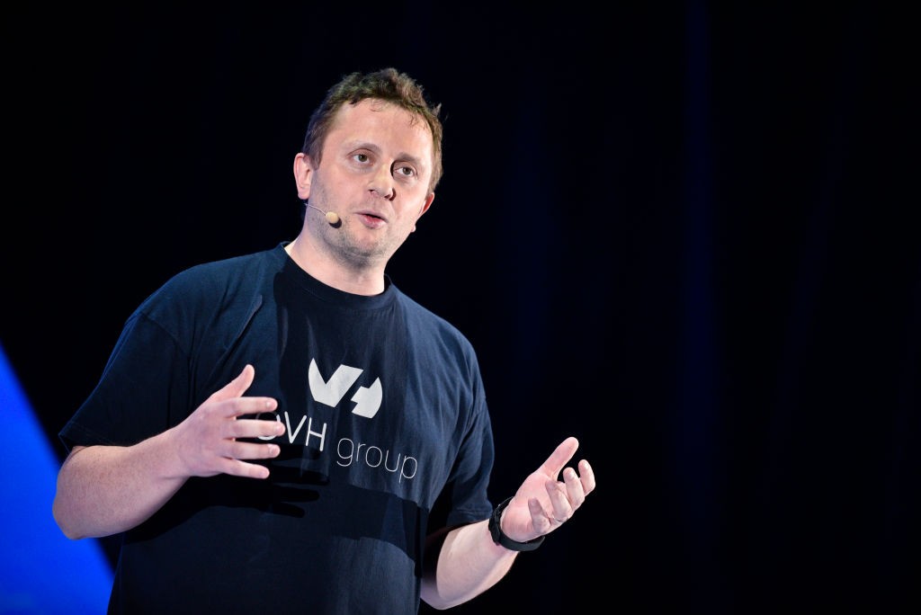 Kim jest Octave (Oktawian) Klaba, twórca i szef OVHcloud - Biznes ...