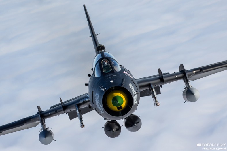 Sukhoi Su-22 - przestarzały unikat, który wciąż potrafi zrobić duże ...