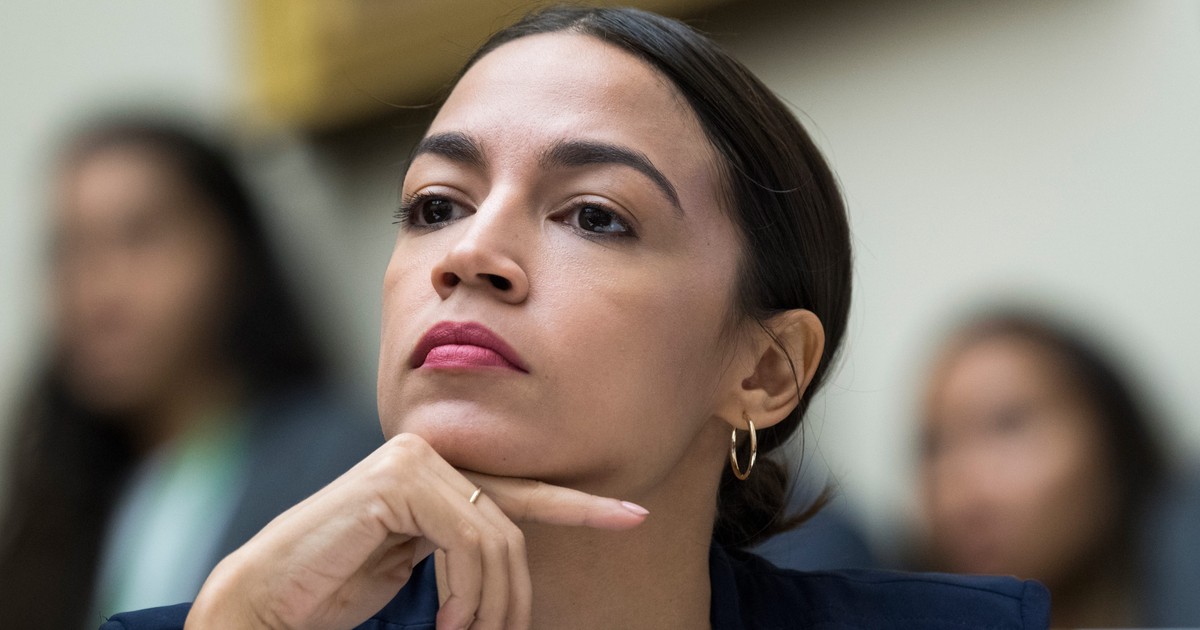 AOC urges Congress to consider 'subpoenas' if Chief Justice Roberts won ... AOC urges Congress to consider 'subpoenas' if Chief Justice Roberts won ...