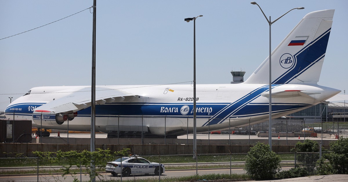 Canada seized a massive Russian cargo jet after last year's invasion ...