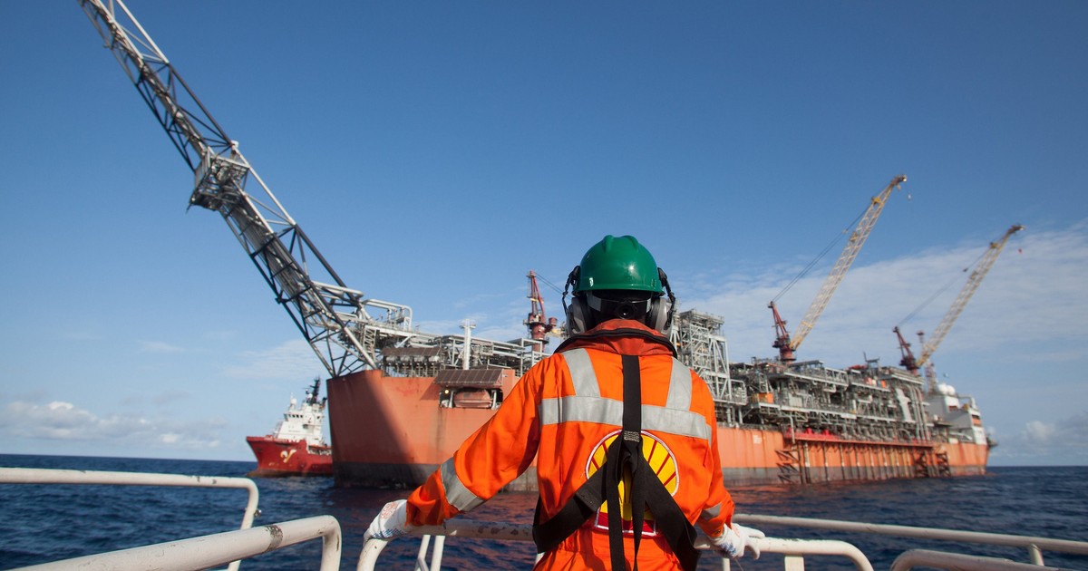 Namibia's oil prospects hurt as Shell writes down offshore oil ...