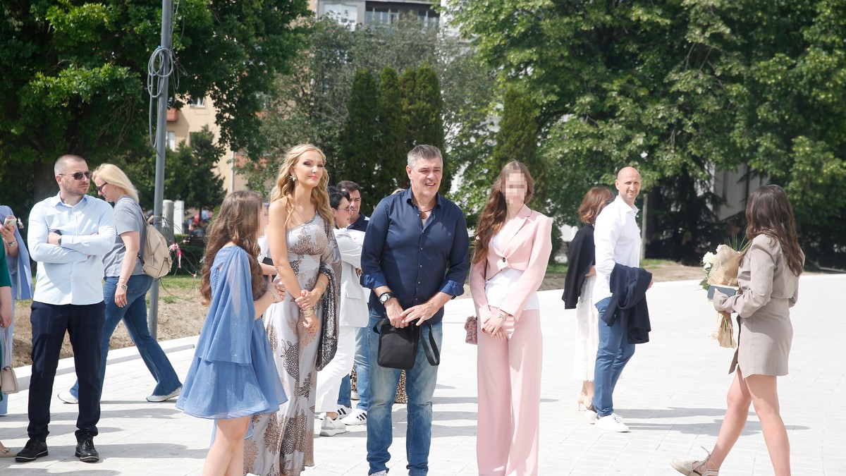 Savo Milošević došao na venčanje Ace Sofronijevića, njegova devojka ostavila bez daha - Blic